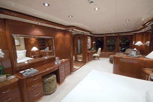 Yacht ALLEGRIA, Hakvoort Shipyard | CHARTERWORLD Luxury Superyacht Charters